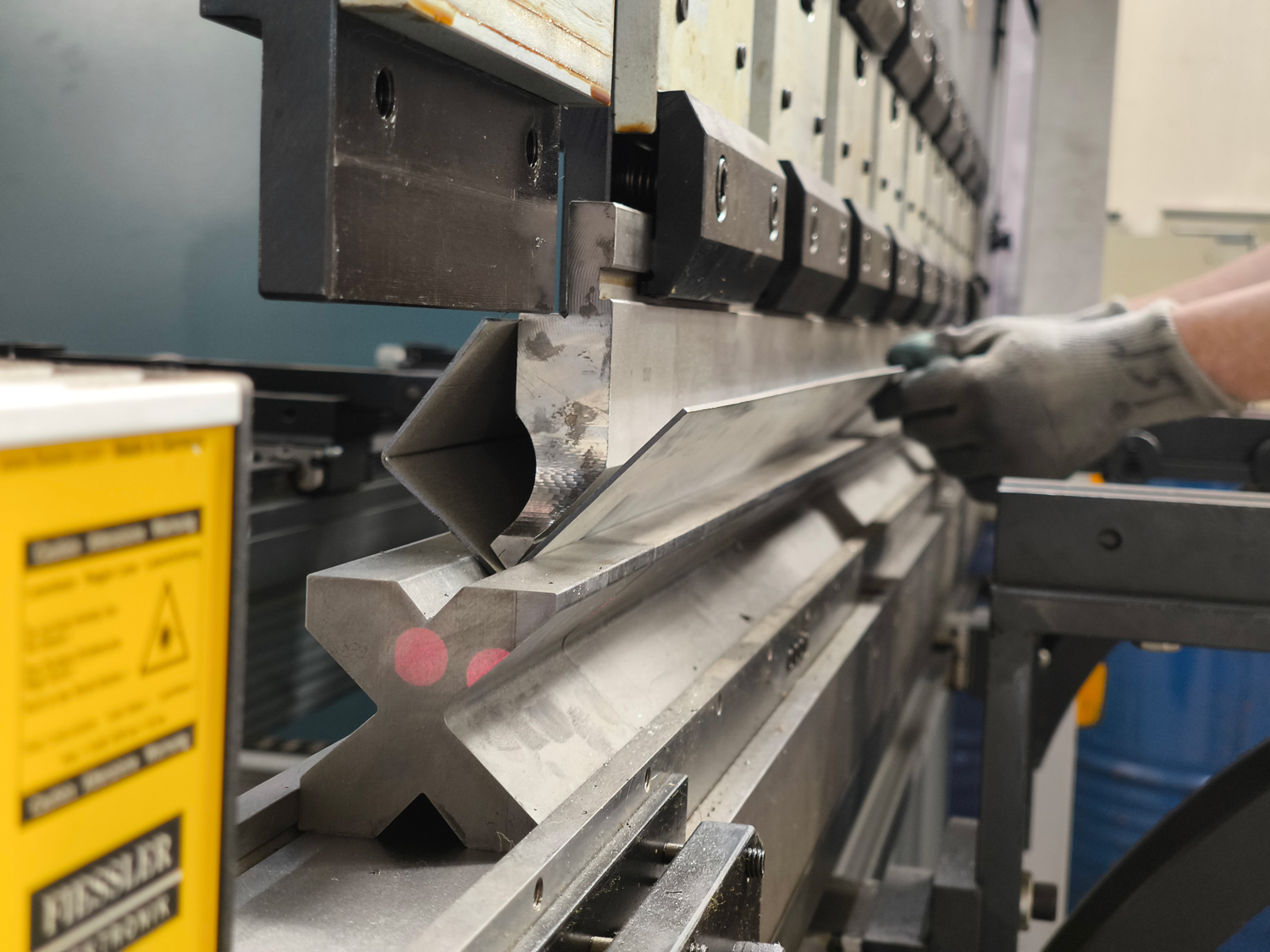 Abkant Büküm – Alesta Demir